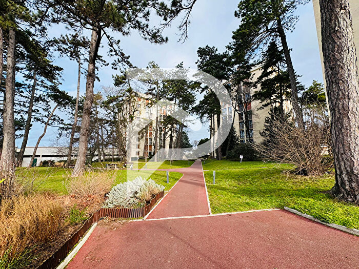 Appartement à vendre - Reims, Europe, Chemin Vert - 3 pièces - 2 chambres