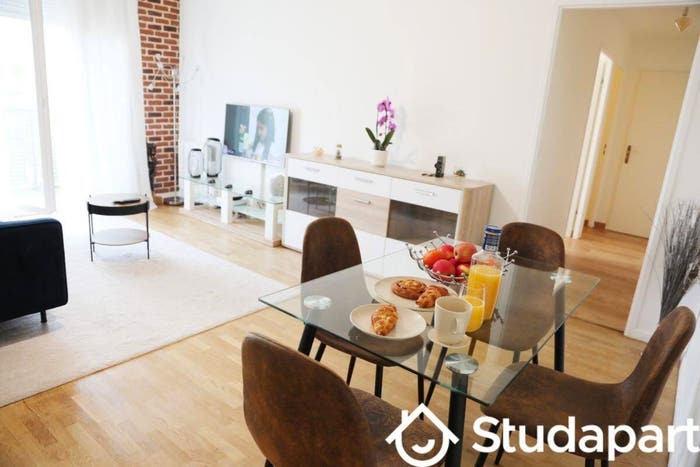 Centre Ville, Saint-Cyr-l'École - Appartement 1 pièce à louer