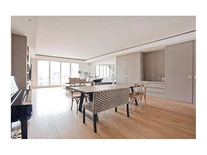 Muette Nord, Paris 16ème arrondissement - Appartement 5 pièces à louer