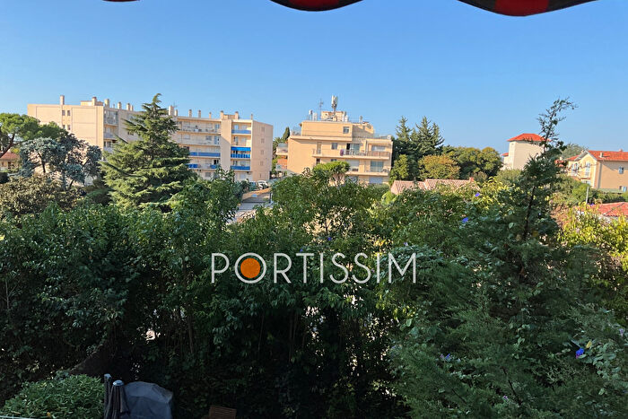 Appartement à vendre - Cagnes-sur-Mer, Les Bréguières - 3 pièces - 2 chambres