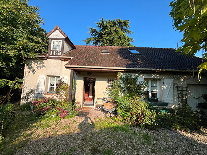 Maison à vendre - Bazoches-sur-Guyonne - 10 pièces - 4 chambres