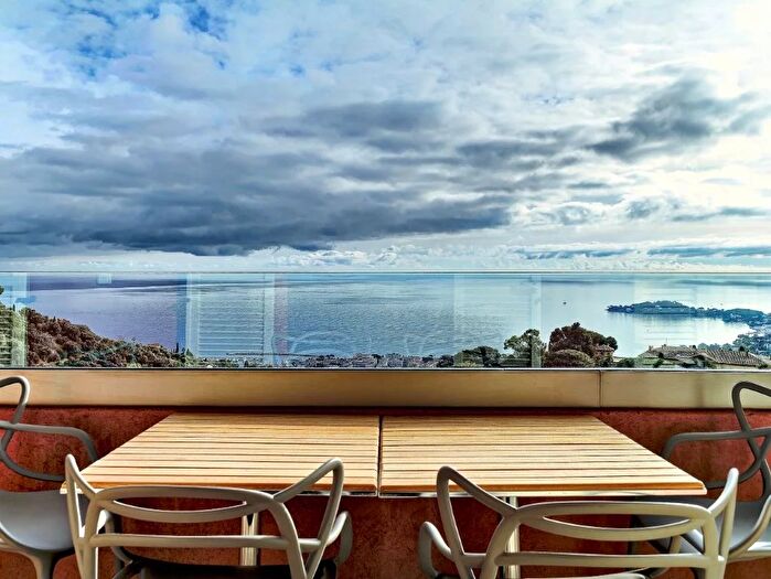 Appartement à vendre - Villefranche-sur-Mer - 3 pièces - 2 chambres