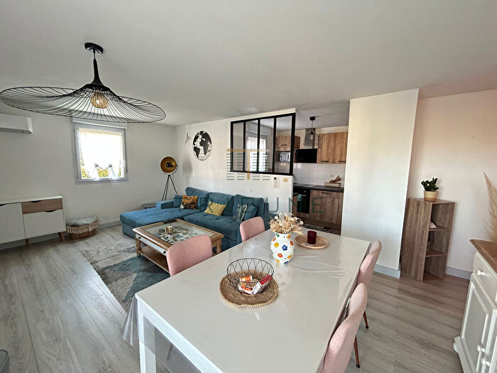 Appartement à louer - Agen, Rocher de Saint-Esprit, Hôpital - 3 pièces - 2 chambres