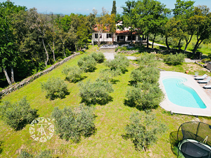 Maison 9 pièces à Laroque-des-Albères, à vendre