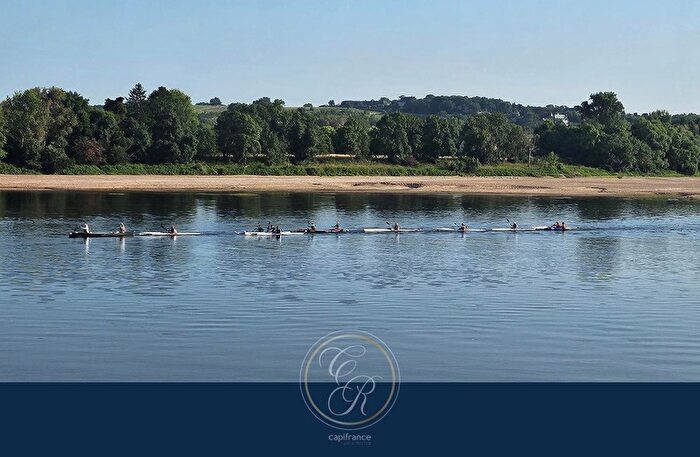 Maison à vendre - Béhuard - 7 pièces - 5 chambres