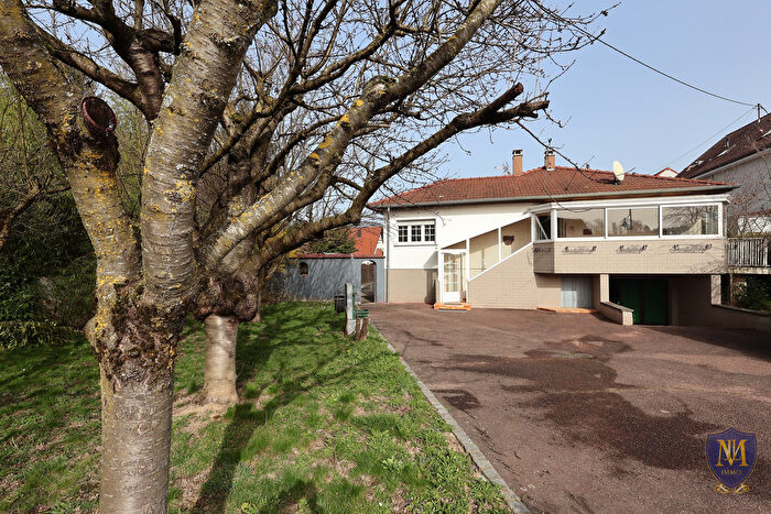 Maison à vendre - Bartenheim - 7 pièces - 5 chambres