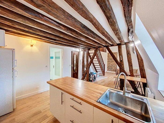 Appartement à louer - Le Vieux-Saint-Maur, Saint-Maur-des-Fossés - 4 pièces - 2 chambres