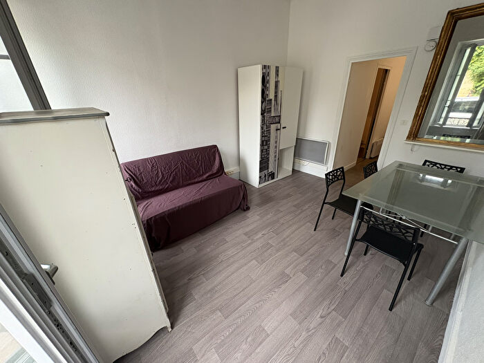 Appartement 1 pièce à Auch, Faubourgs, à louer
