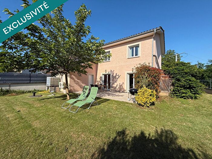 Eyzin-Pinet : Maison 4 pièces à vendre