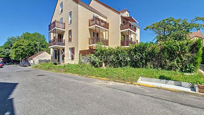 Appartement à vendre - Émerainville - 3 pièces - 2 chambres