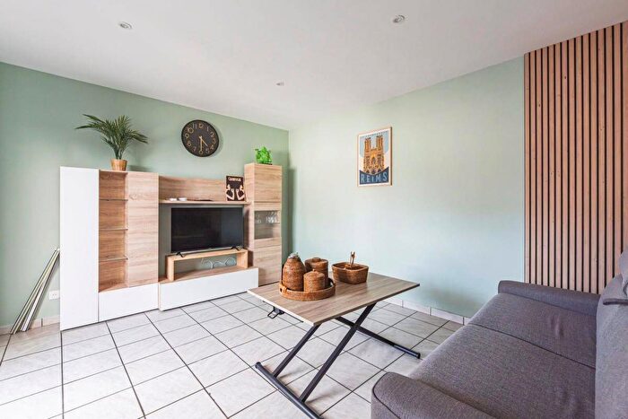 Appartement à louer - Sud, Bétheny - 1 pièce