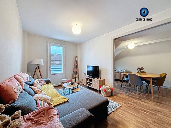 Appartement à louer - Caserne, Brive-la-Gaillarde - 3 pièces - 2 chambres