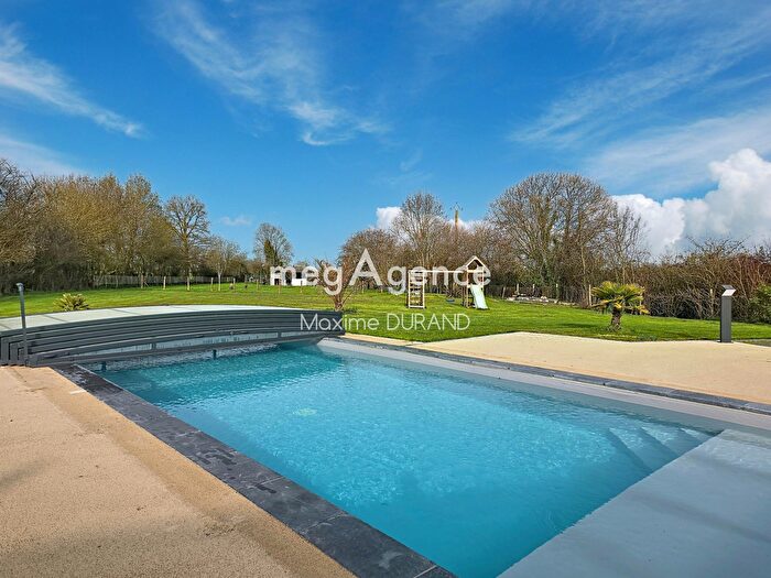 Maison à vendre - Cholet, Leclerc - 6 pièces - 4 chambres