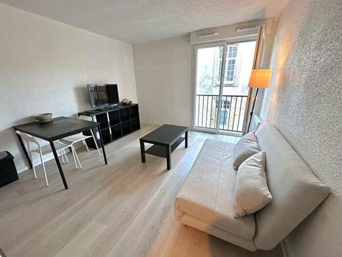 Appartement à louer - Bordeaux, Nansouty - 2 pièces - 2 chambres