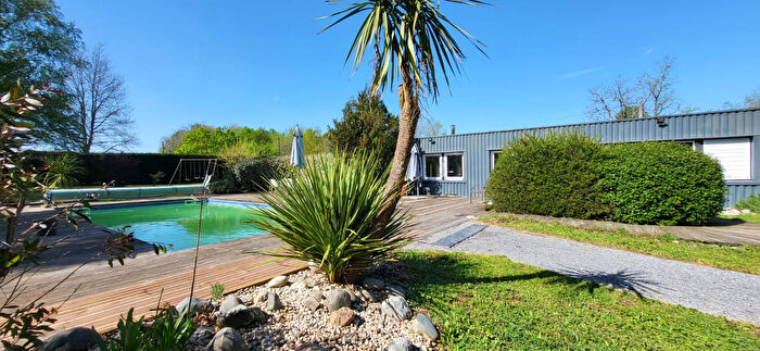 Maison à vendre - Saint-André-de-Cubzac - 7 pièces - 6 chambres