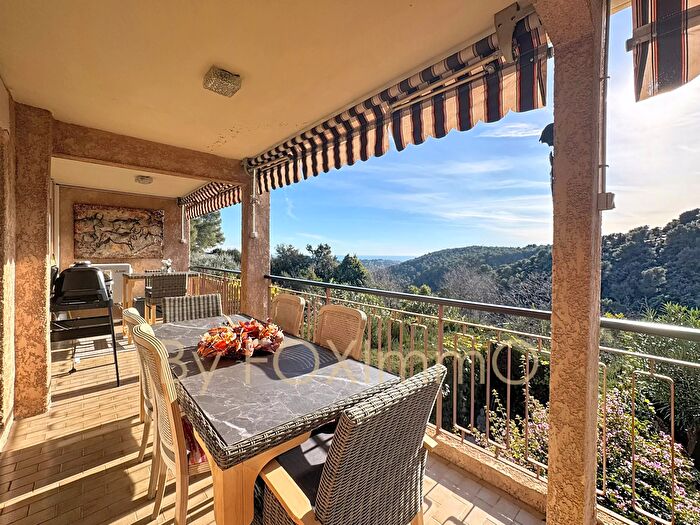 Appartement à vendre - Vence - 5 pièces - 3 chambres