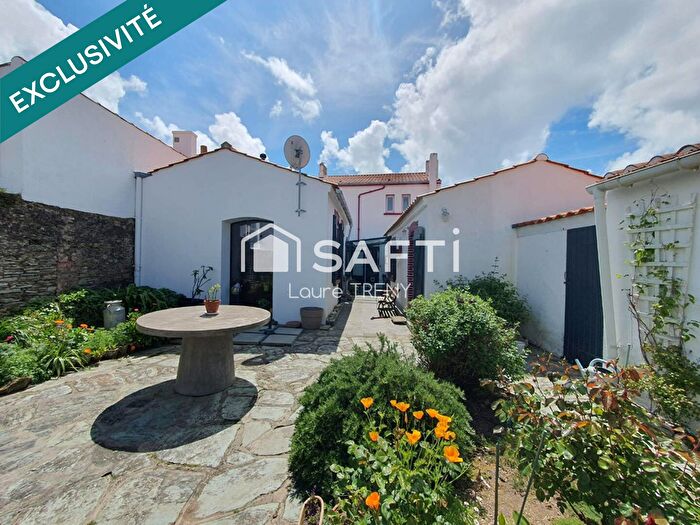 Maison à vendre - Saint-Gilles-Croix-de-Vie - 6 pièces - 3 chambres