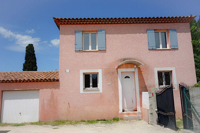 Maison 4 pièces à Saint-Geniès-de-Malgoirès, à louer