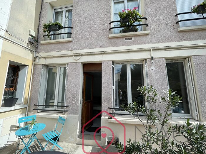 Appartement 2 pièces à Chatou, Sud, à vendre