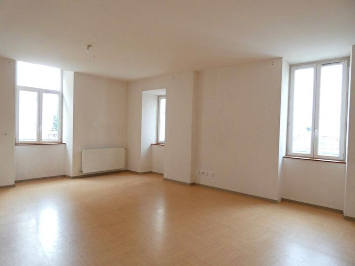 Appartement à louer - Alès - 4 pièces - 3 chambres