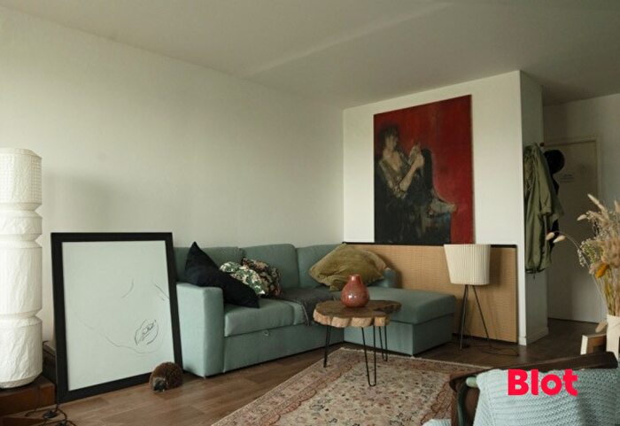 Appartement à vendre - Fougères, Forairie, Cotterêts - 4 pièces - 3 chambres