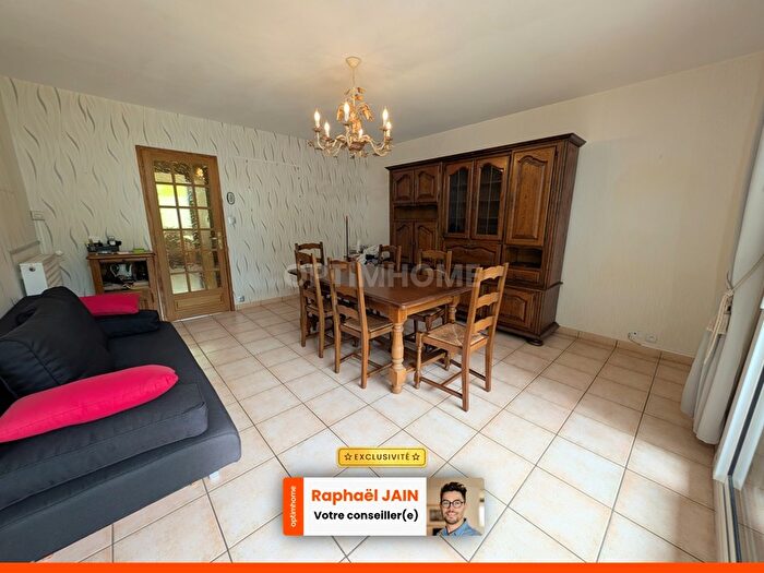 Appartement 4 pièces à vendre - Quimper, Kermoysan