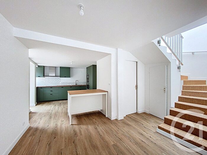 Maison à vendre - Nemours, Centre-ville - 5 pièces - 4 chambres