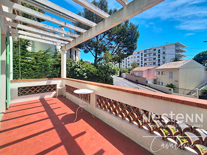 Appartement 3 pièces à vendre - Cavalaire-sur-Mer, Centre-ville