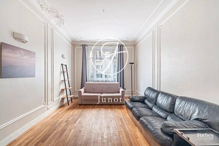 Appartement 4 pièces à vendre à Neuilly-sur-Seine, Plaine des Sablons