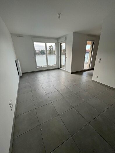 Appartement à louer - Décines-Charpieu, Bonneveau - 3 pièces - 2 chambres