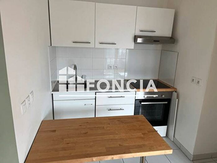 Appartement à louer - Saint-Pierre-du-Perray - 2 pièces - 1 chambre