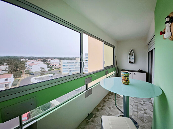 Maisons à vendre et appartements à louer - 1