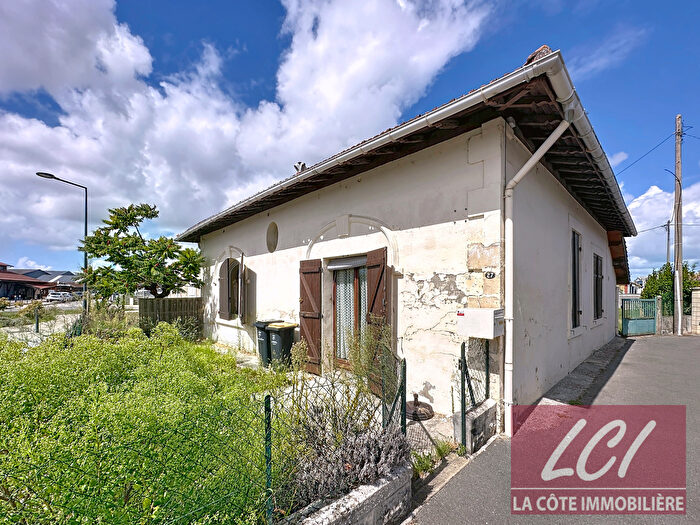 Maison à vendre - Gujan-Mestras, Centre-ville - 5 pièces - 3 chambres