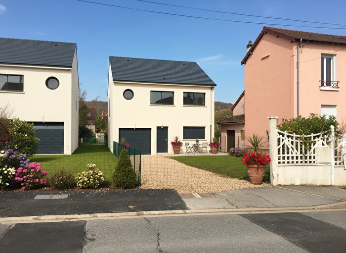 Maison à vendre - Meaux, Marché, Grande île, Clos Godet - 5 pièces - 3 chambres