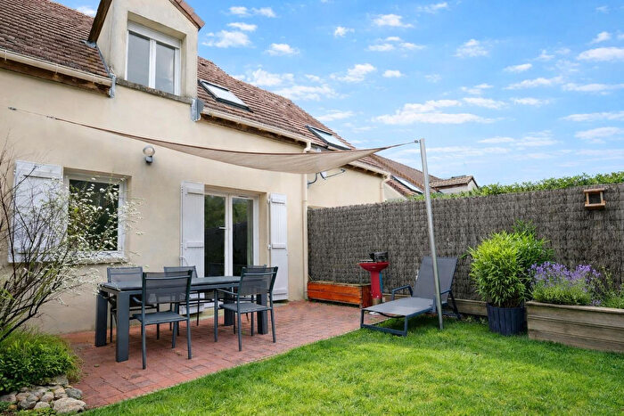 Maison à vendre - Mézières-sur-Seine - 4 pièces - 2 chambres