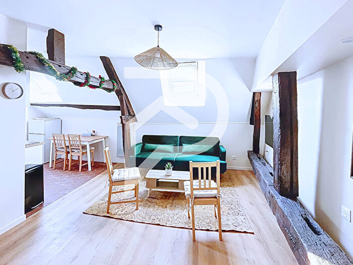 Appartement à louer - Dreux, Centre-ville - 2 pièces - 1 chambre