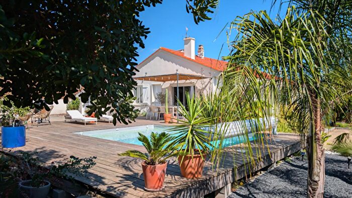 Maison à vendre - Pézenas - 5 pièces - 3 chambres