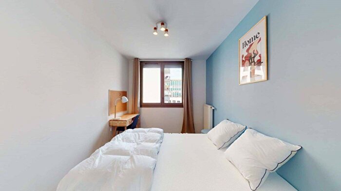 Appartement 1 pièce à louer - Place de France, Massy