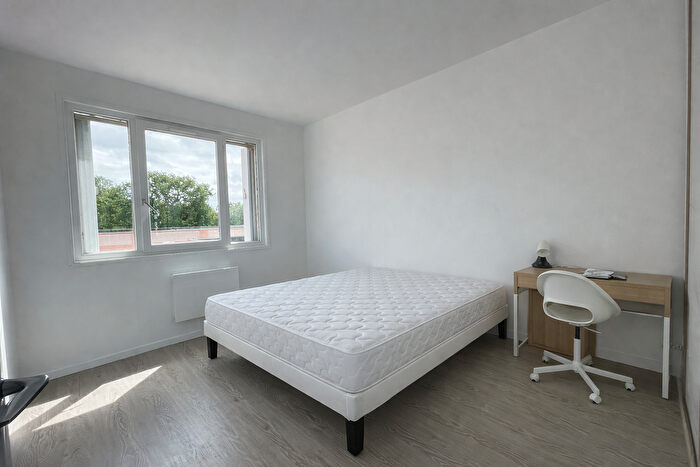 Appartement à louer - Guyancourt, Le Parc, Les Saules - 5 pièces - 4 chambres