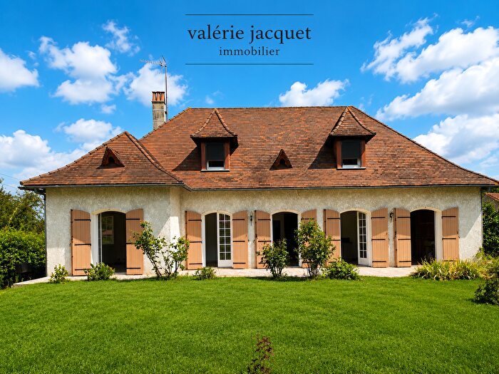 Maison 7 pièces à Montpon-Ménestérol, à vendre