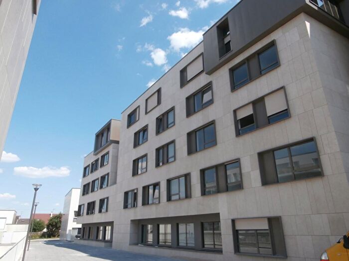 Appartement 6 pièces à louer à Tinqueux