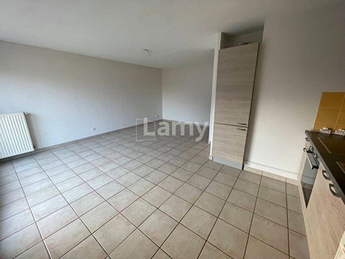 Appartement 2 pièces à Est, Mutzig, à louer