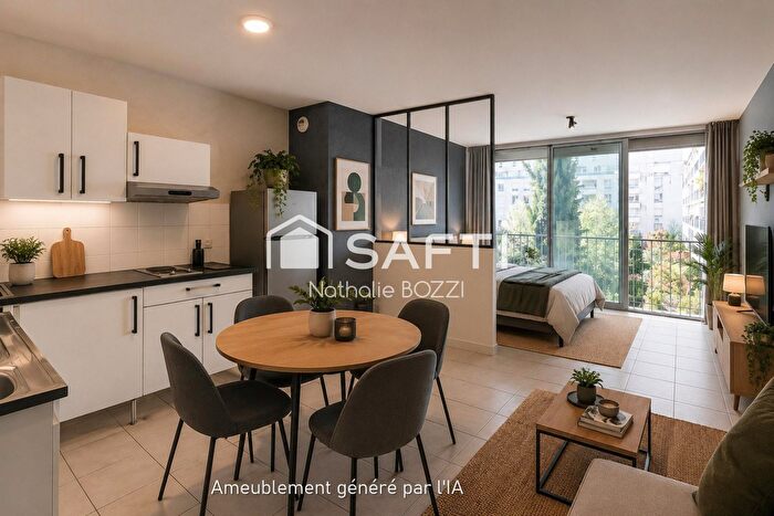 Appartement 1 pièce à Grenoble, Village Olympique, à vendre