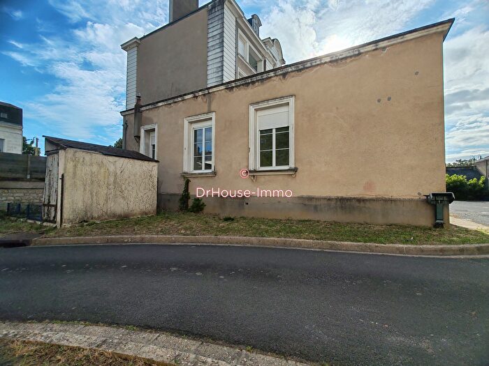 Châtellerault, Centre-ville : Maison 4 pièces à vendre