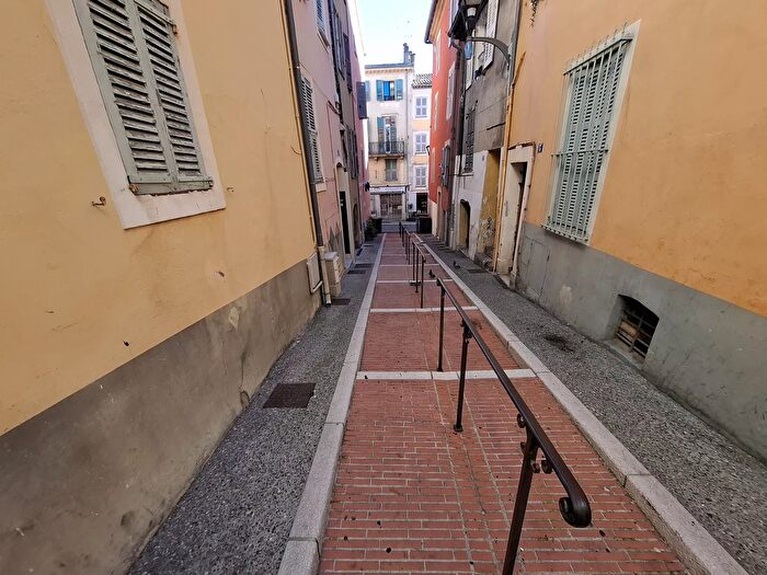 Appartement à vendre - Vallauris, Centre-ville - 1 pièce