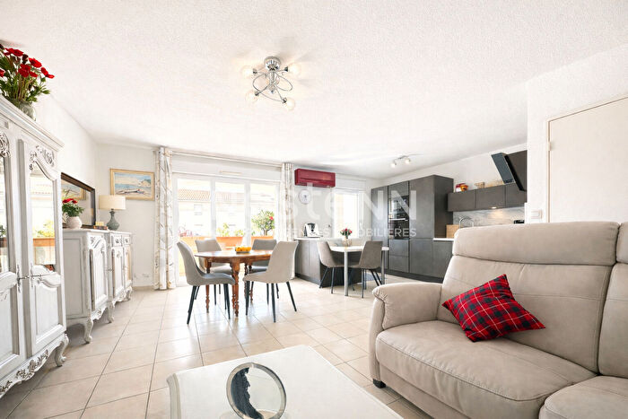 Appartement à vendre - Saint-Raphaël - 3 pièces - 2 chambres