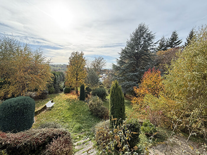 Maison à vendre - Rieupeyroux - 8 pièces - 6 chambres