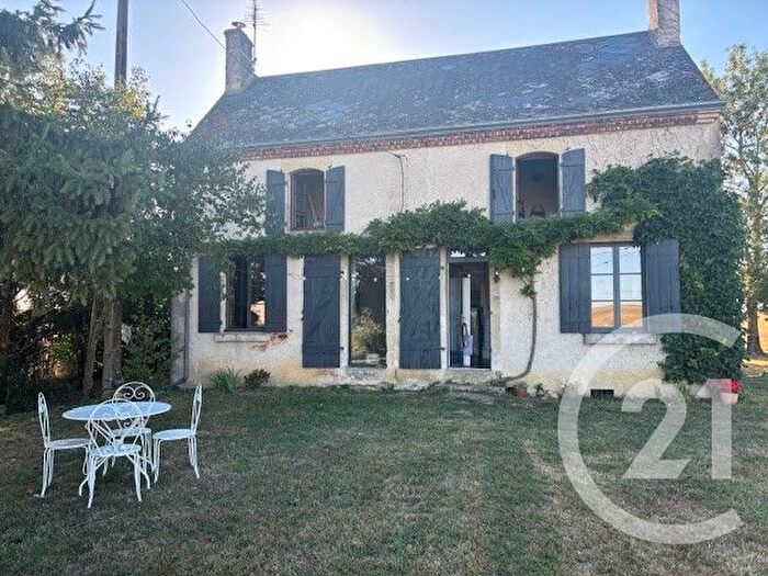 Saint-Outrille : Maison 5 pièces à vendre