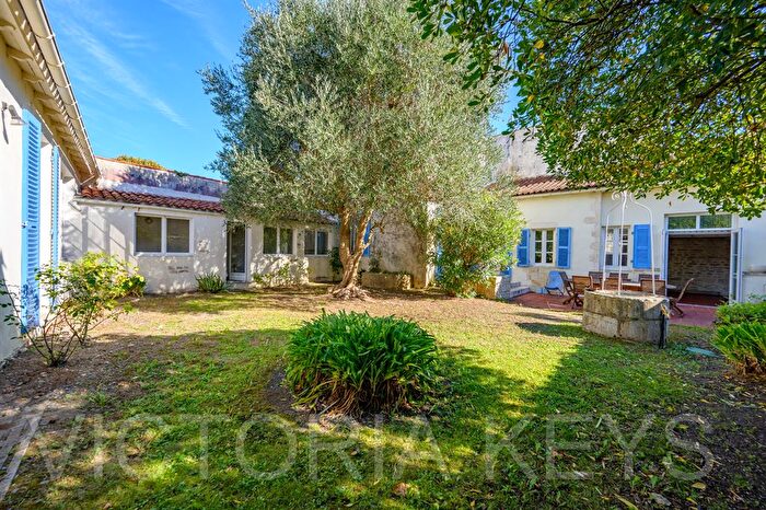 Maison à vendre - Saint-Martin-de-Ré - 7 pièces - 4 chambres