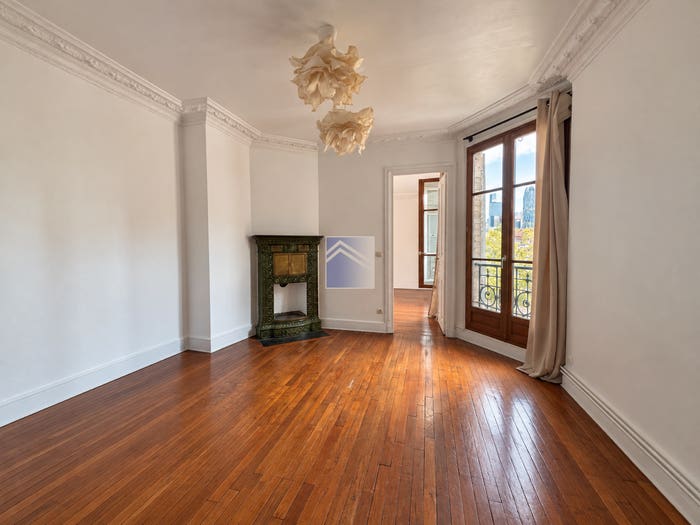 Courbevoie, Marceau République : Appartement 3 pièces à vendre